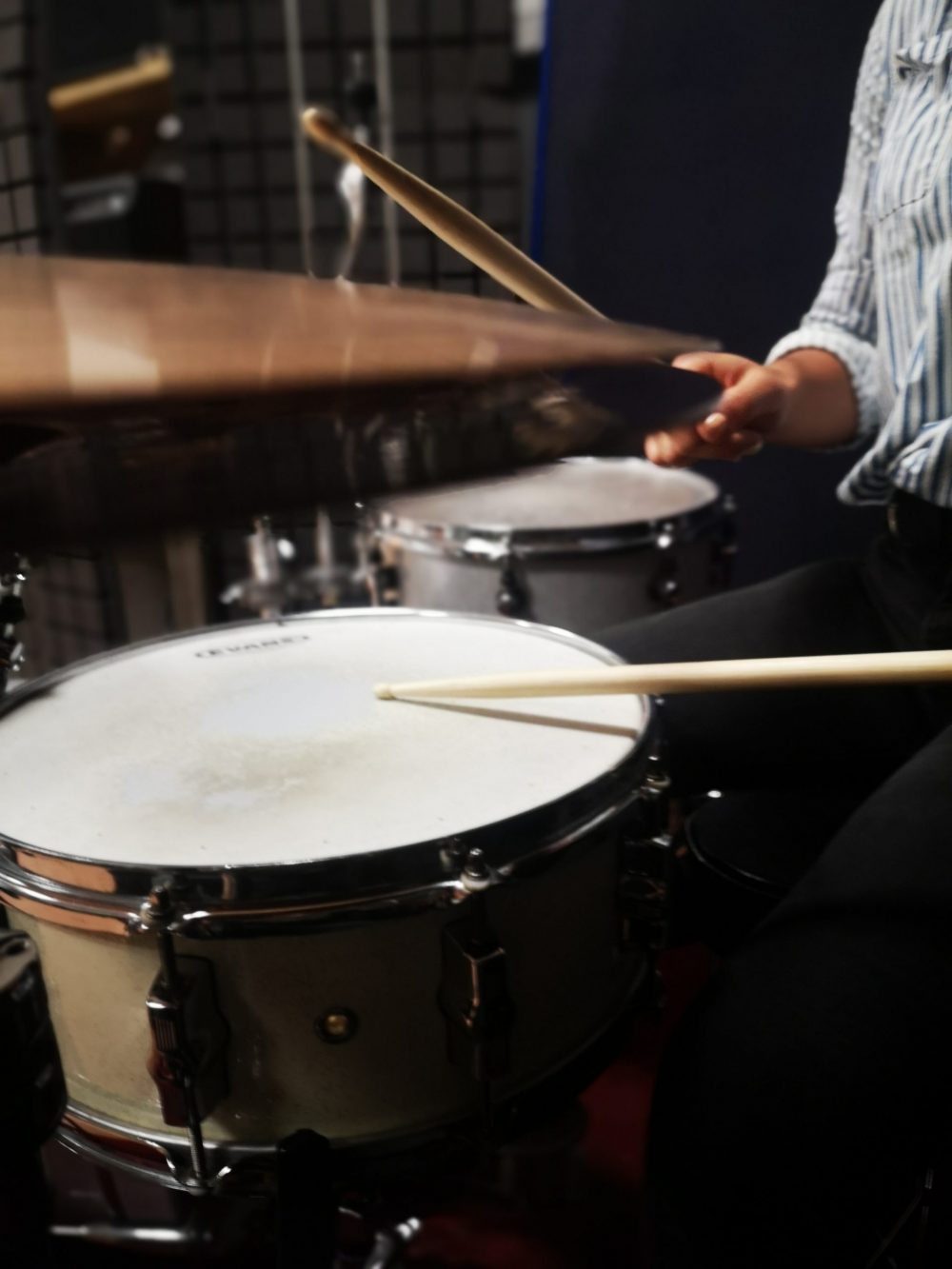 Cours de batterie à Saint-Priest pour enfants et adultes
